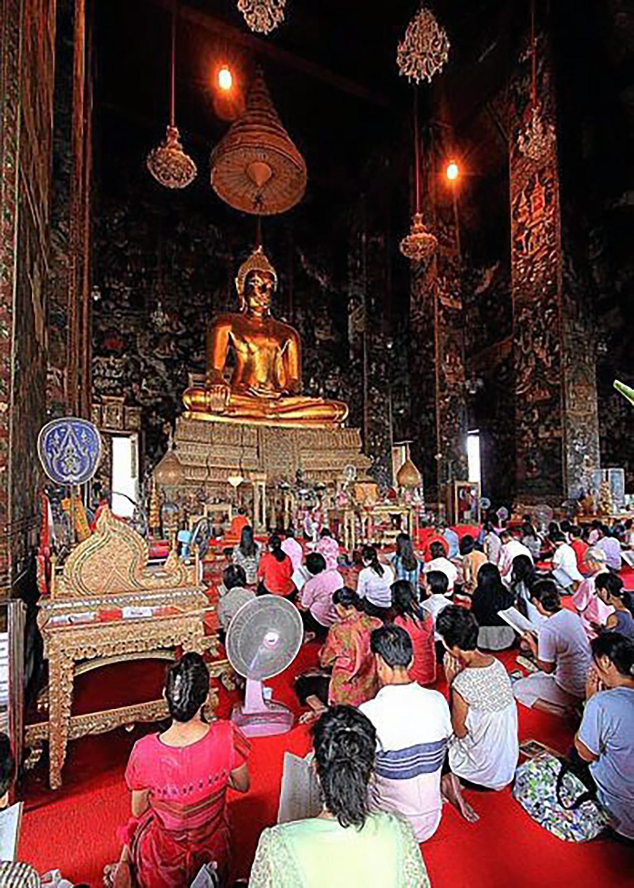 ไหว้พระขอพร 9 พระอารามหลวงคู่กรุงรัตนโกสินทร์