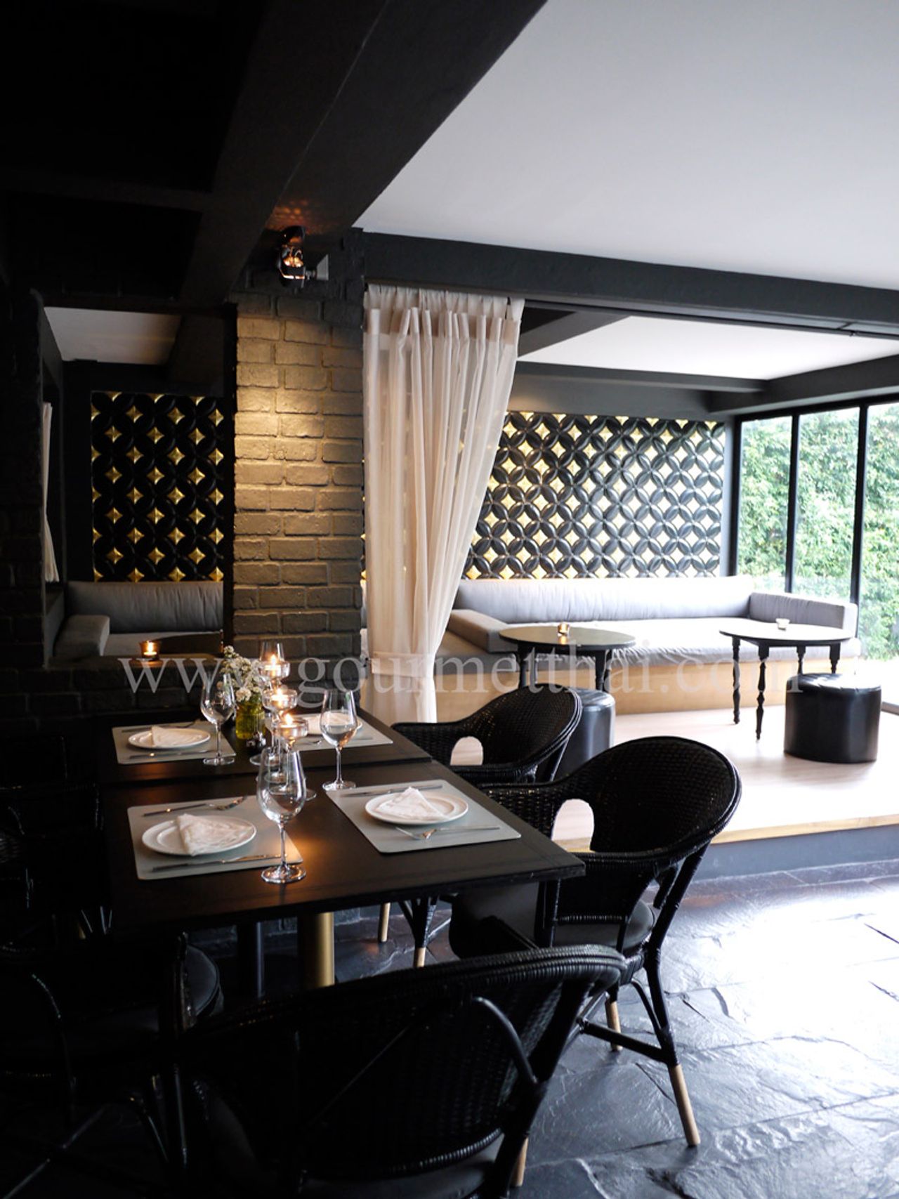 เสพงานศิลป์ กินอาหารนิวอเมริกันควีซีน ที่ Parata Diamond