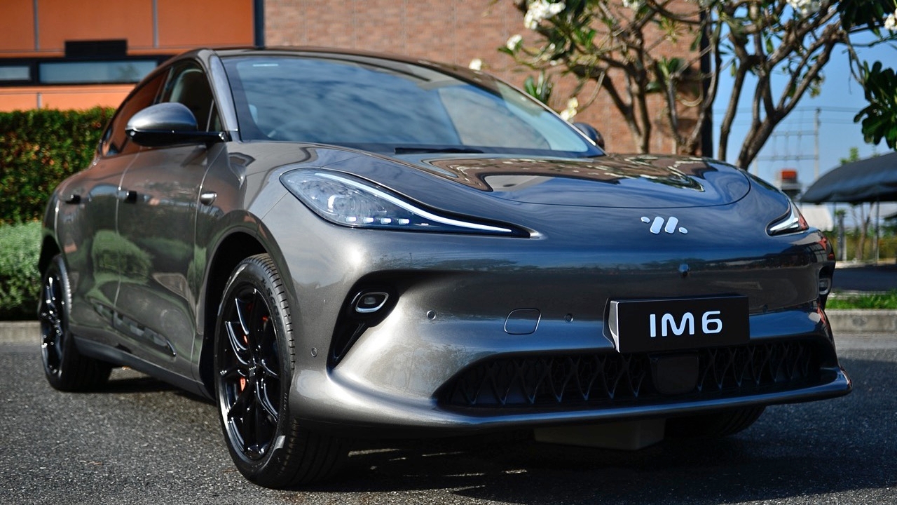 ข้อเสนอพิเศษ รถยนต์ไฟฟ้า NEW MG IM6