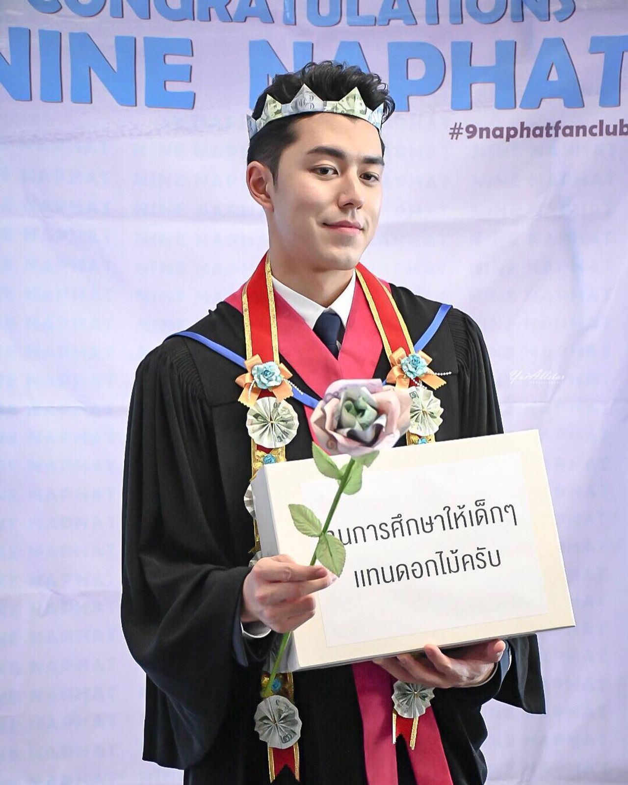 ใจสู้!! นาย ณภัทร ป่วยไข้เลือดออก แต่ยังทำงานบนเตียง รพ.