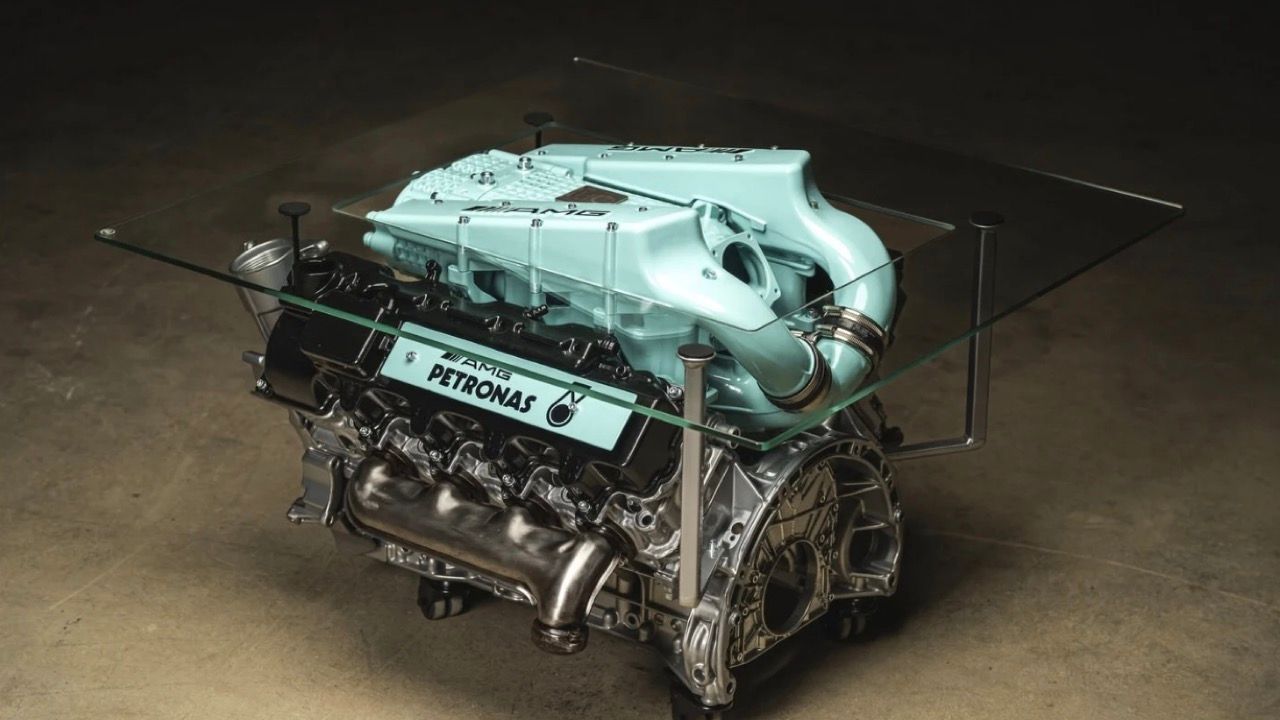 โต๊ะกาแฟ 641 แรงม้า! Mercedes-Benz AMG V8 M113 Engine