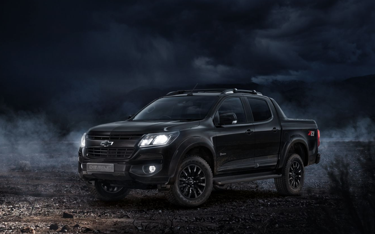 กระบะรุ่นพิเศษ CHEVROLET COLORADO MIDNIGHT EDITION ผลิตแค่ 100 คัน!