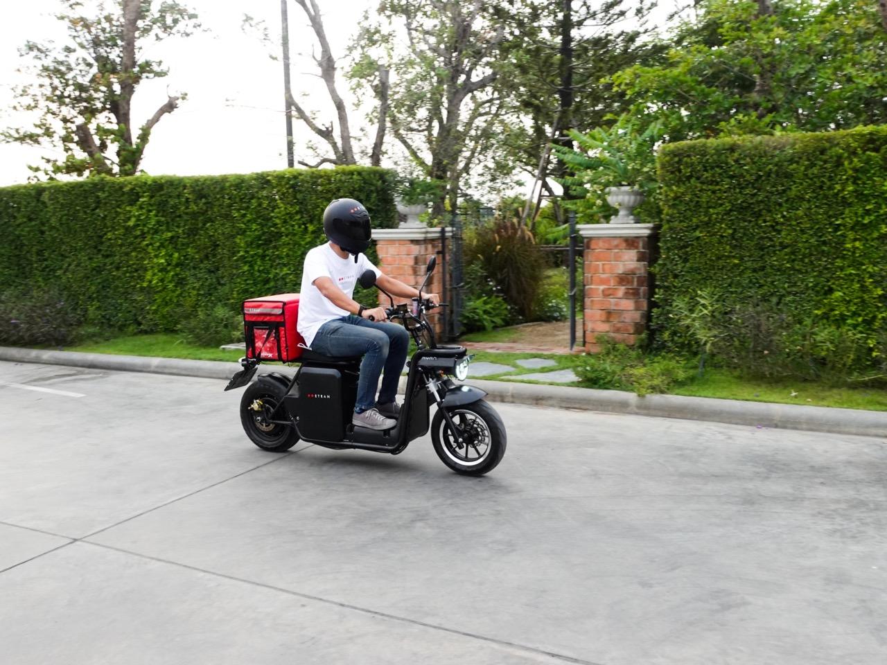 ETRAN จักรยานยนต์ไฟฟ้า จับมือ คาลเท็กซ์ – PTTRM ขยายสถานีสลับแบตเตอรี่ ...