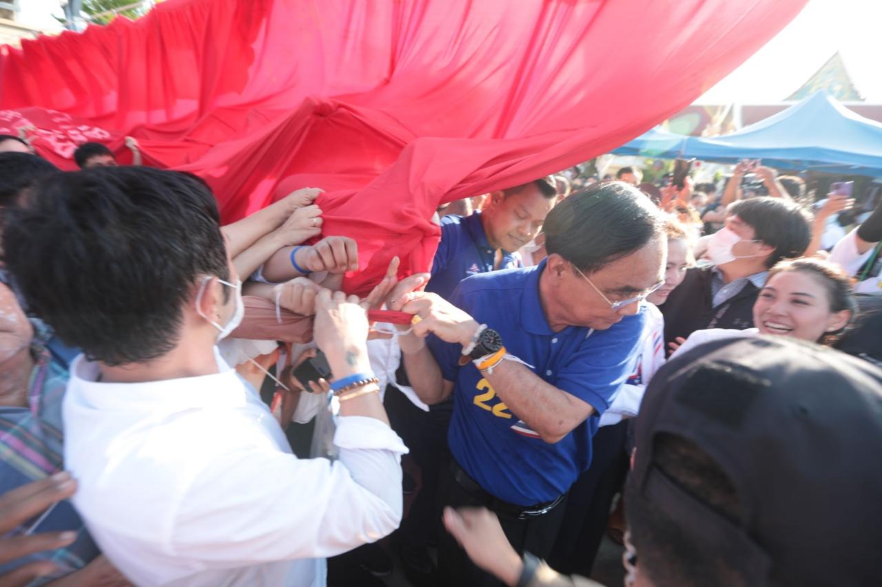 เลือกตั้ง 66 : “พี่ตู่” สัญญาจะทำหน้าที่ซื่อสัตย์สุจริต เมินโพลก้าวไกลมาแรง