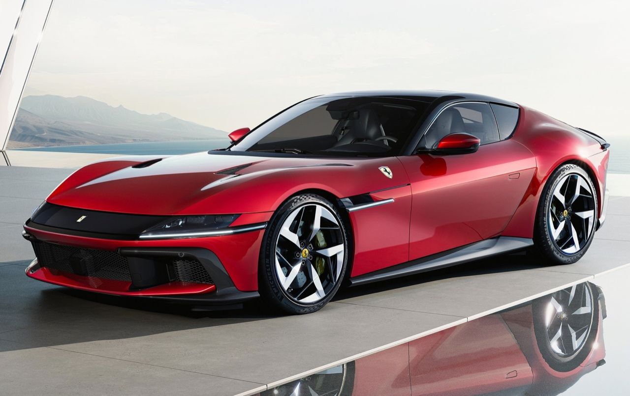 Ferrari 12 Cilindri การกลับมาของม้าลำพองเครื่องยนต์ V12