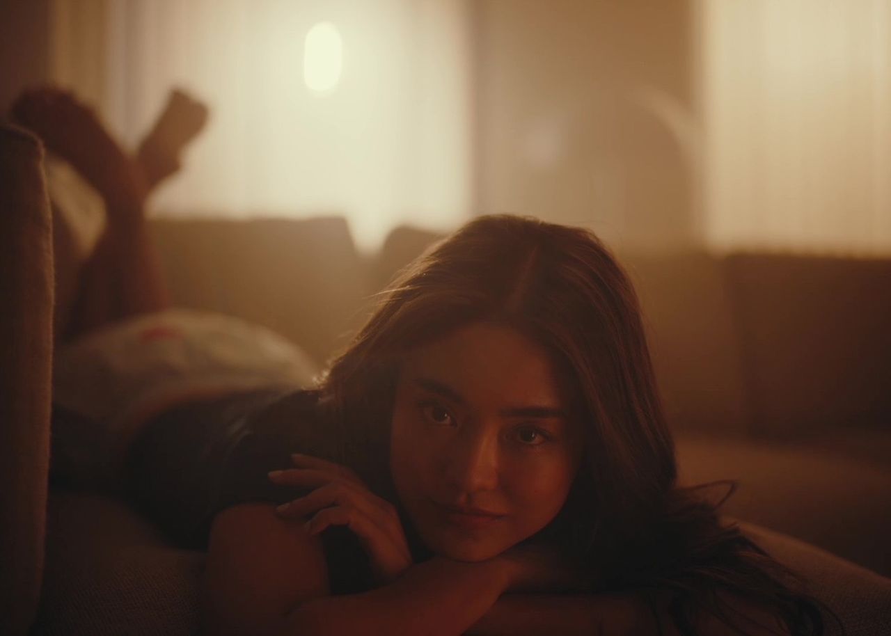 GAVIN:D ปล่อยซิงเกิล ผูกพันต้องลา คว้า โยเกิร์ต-จอส เล่น MV ถ่ายทอดอารมณ์สุดเรียล