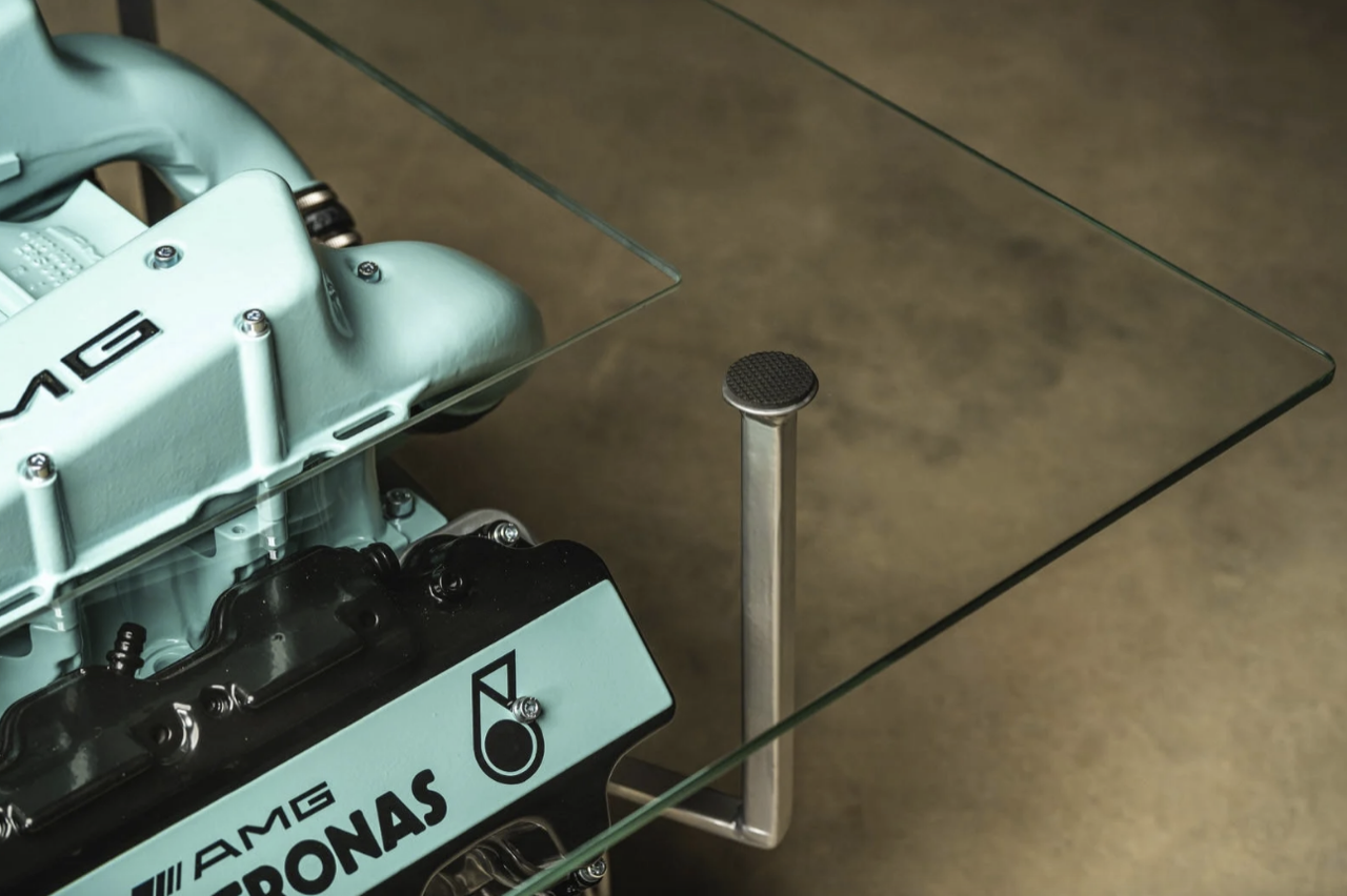 โต๊ะกาแฟ 641 แรงม้า! Mercedes-Benz AMG V8 M113 Engine