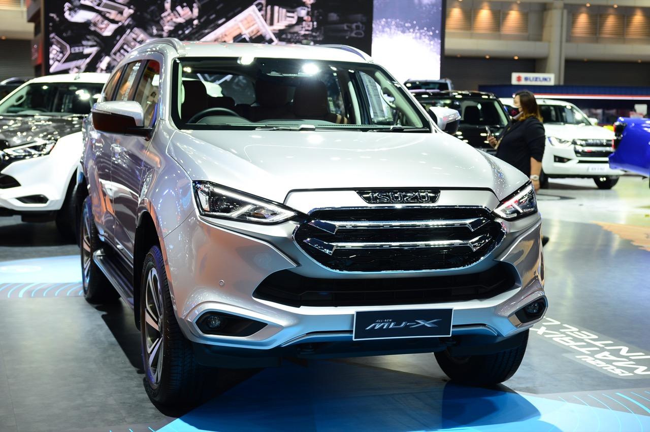 สู้ด้วยราคา! ISUZU MU-X รุ่นปรับปรุงซิวยอดขาย PPV แซงขึ้นนำ TOYOTA FORTUNER