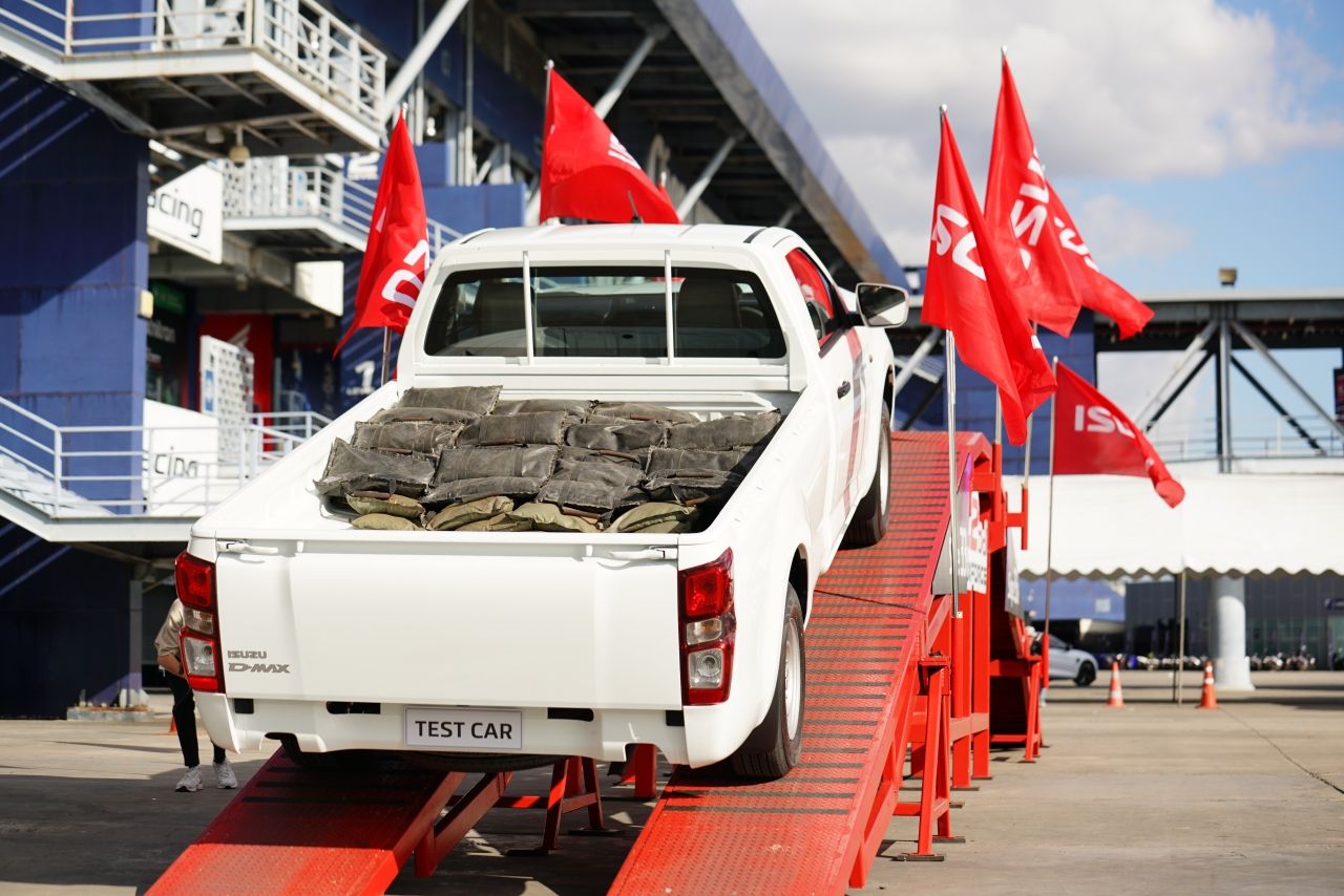 รีวิวเครื่องยนต์ดีเซล ISUZU 2.2 Ddi MAX FORCE อัตราเร่งดี สมูทขึ้น ...