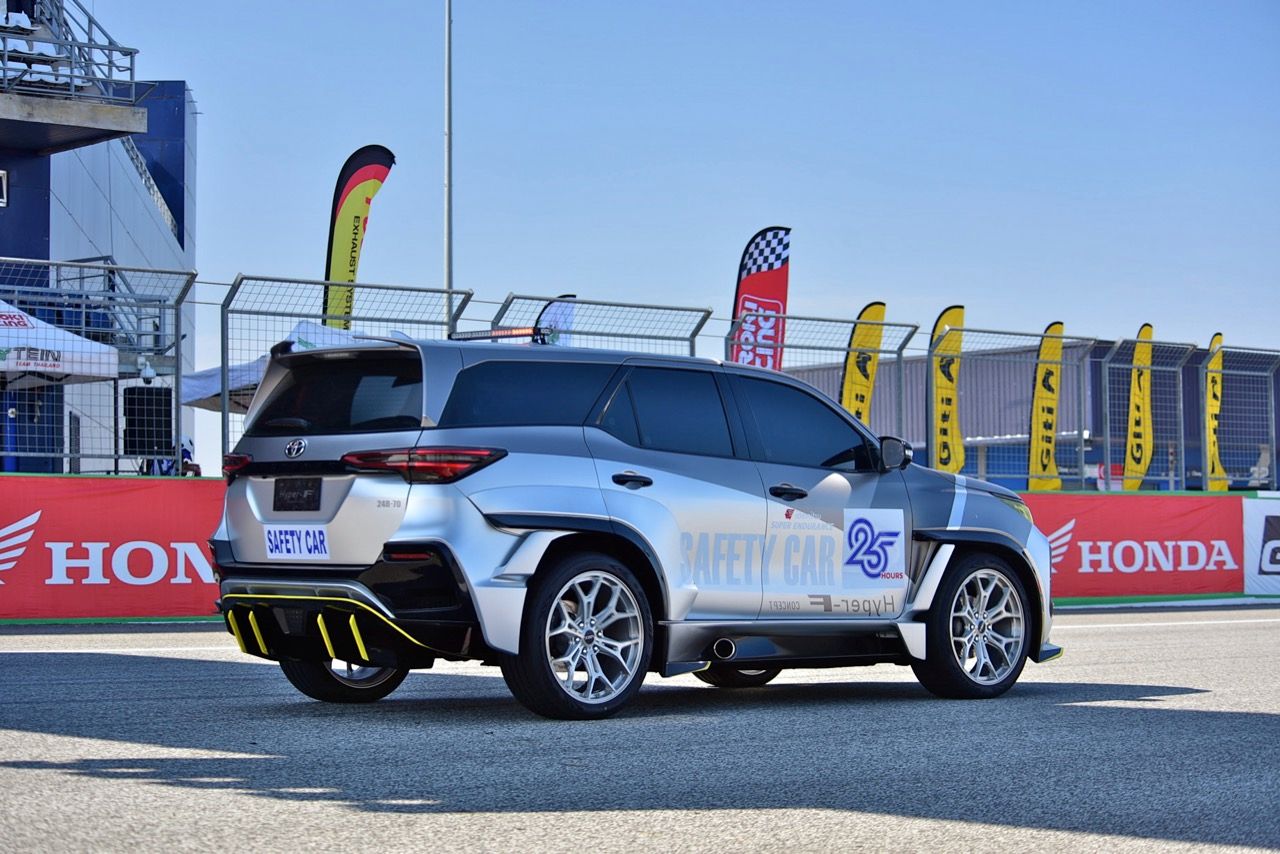 ดุดันยันปลายท่อ TOYOTA FORTUNER ชุดแต่ง HYPER FORCE 2025 วิ่งทดสอบใน ...
