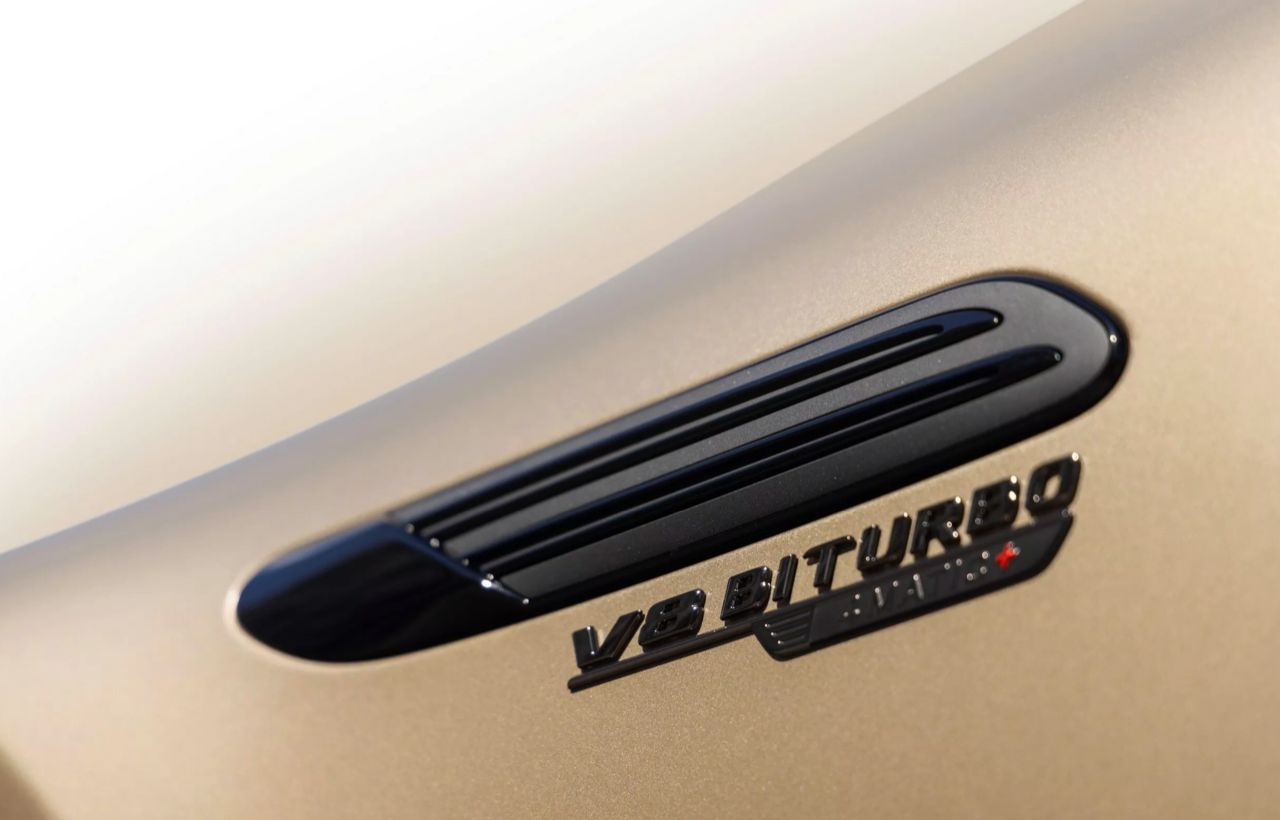 ทองอร่ามตา มาแล้ว Mercedes-AMG SL63 Manufaktur Golden Coast