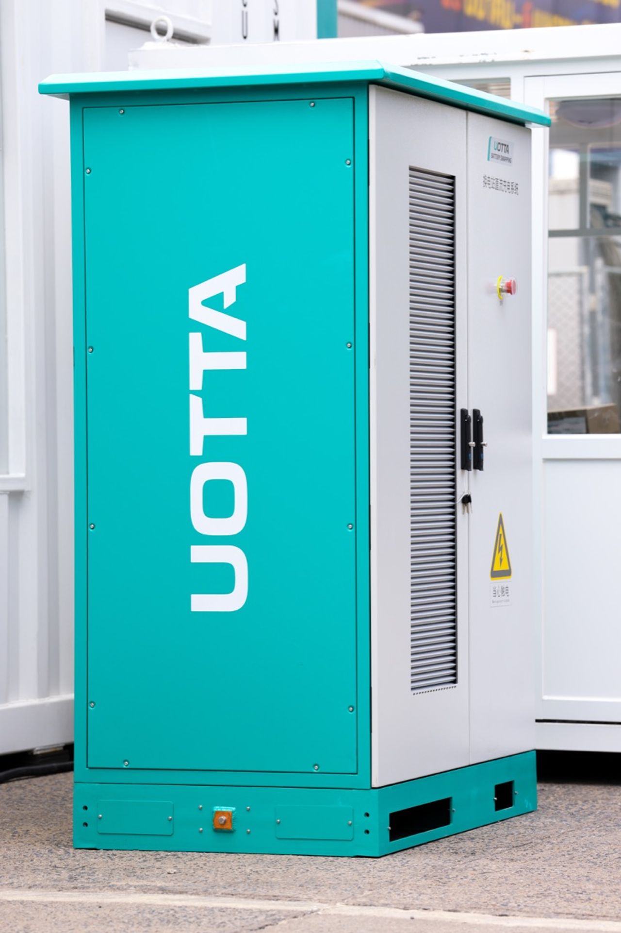 เสร็จเร็วแค่ 3 นาที! UNEX EV เปิดตัวระบบสลับแบตเตอรี่ยานยนต์ไฟฟ้าแบบไม่ต้องรอชาร์จไฟ