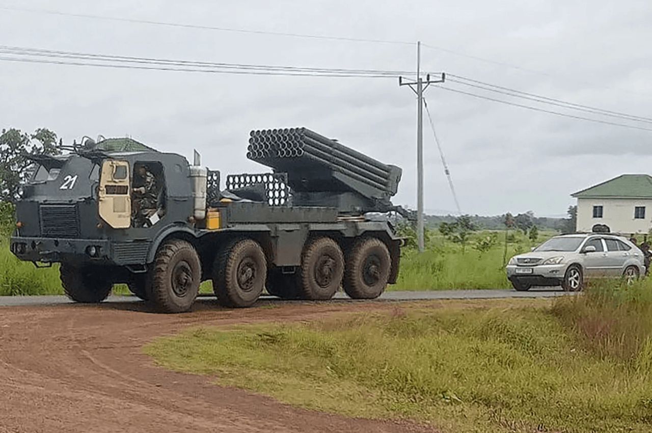 เครื่องยิงจรวดหลายลำกล้องบีเอ็ม-21 วัตถุโบราณหลงยุคที่ไร้ระบบนำวิถี ...