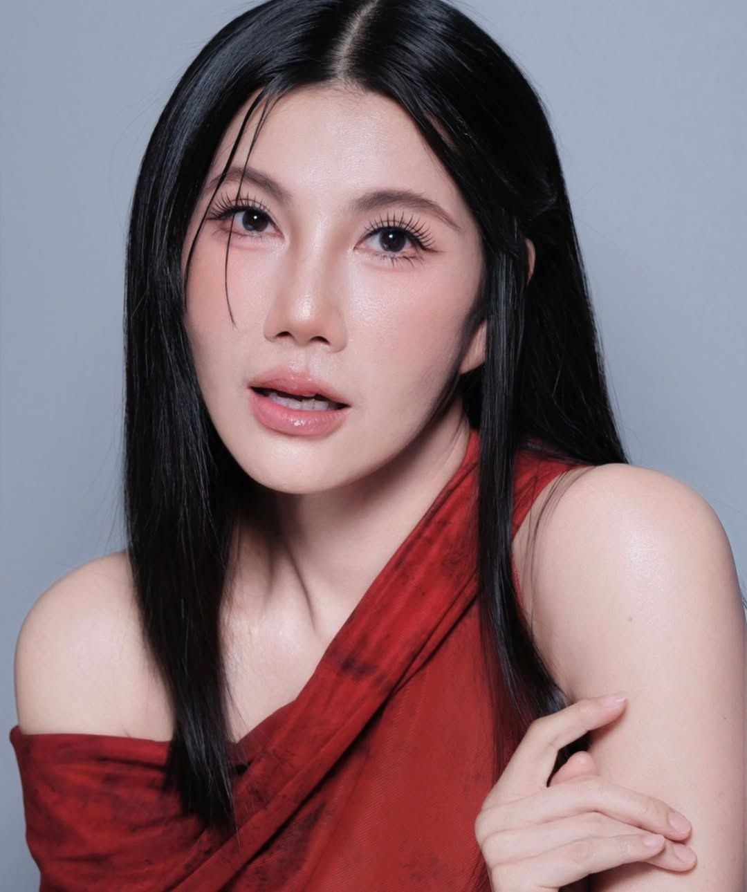 เปิดหน้าล่าสุด หลัง แก้ว อภิรดี ทำศัลยกรรมครบ 3 เดือน ใครเห็นก็ชมว่าสวยมาก