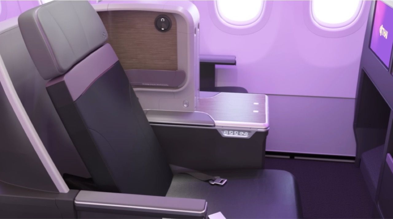 Here It Is! Thai Airways Holds Ceremony to Welcome First Airbus A321neo ...