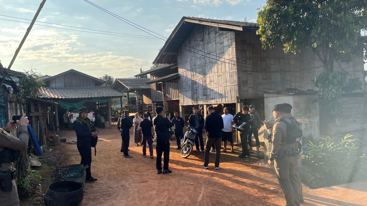 Search Conducted at Home of Male Drug Offender Who Escaped Chiang Rai ...