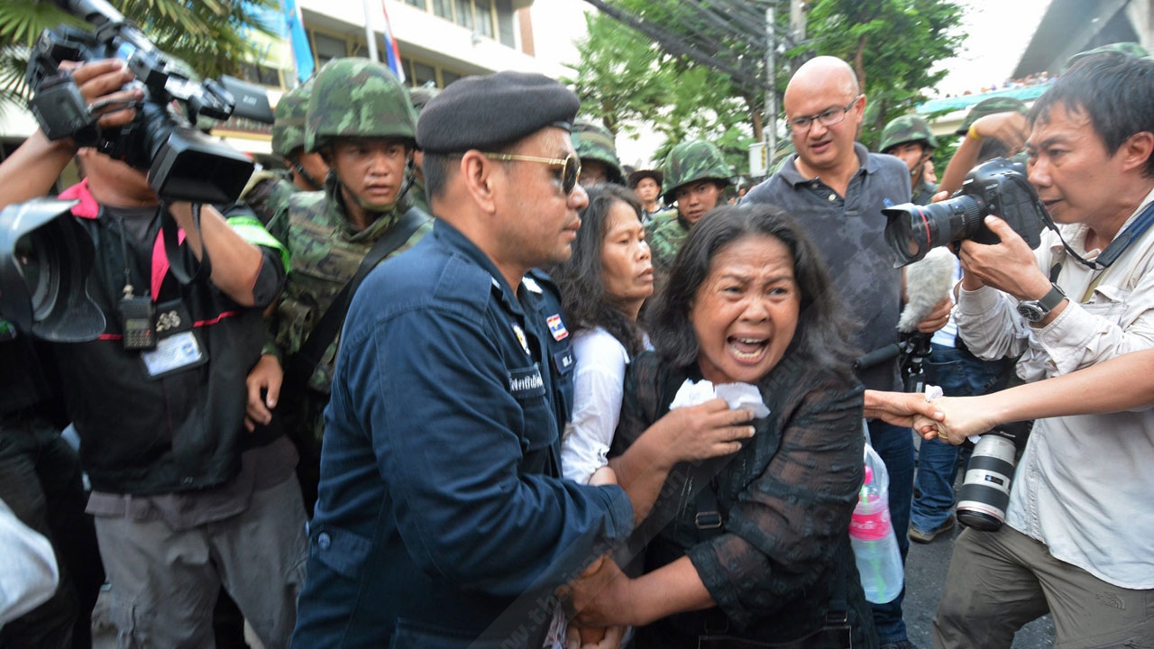 ปล่อยตัว