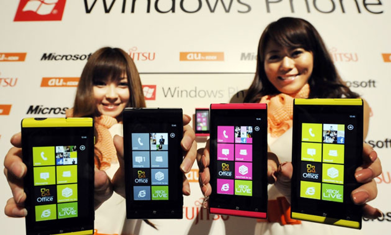 Windows Phone IS12T