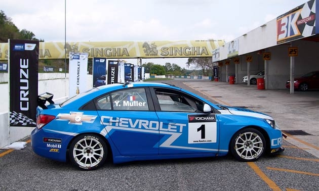 ซิ่ง CRUZE WTCC กับแชมป์โลกที่พีระเซอร์กิต