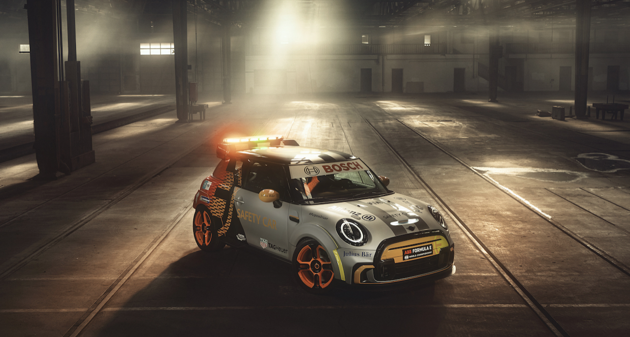 เล็กโหด! โผล่ในมอเตอร์เอ็กซ์โป MINI Electric Pacesetter inspired by JCW