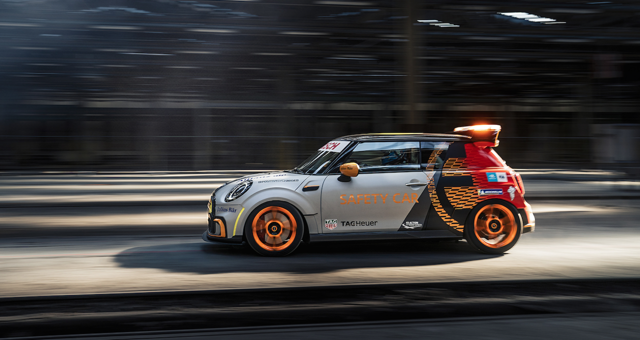 เล็กโหด! โผล่ในมอเตอร์เอ็กซ์โป MINI Electric Pacesetter inspired by JCW