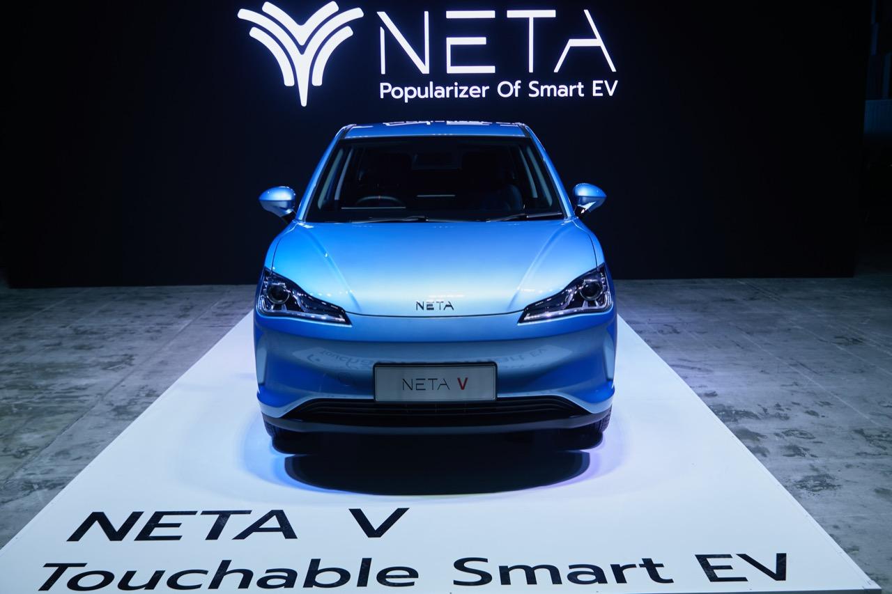 ราคาน่ารัก รถยนต์ไฟฟ้า NETA V ชาร์จเต็มวิ่งไกล 384 กิโลเมตร