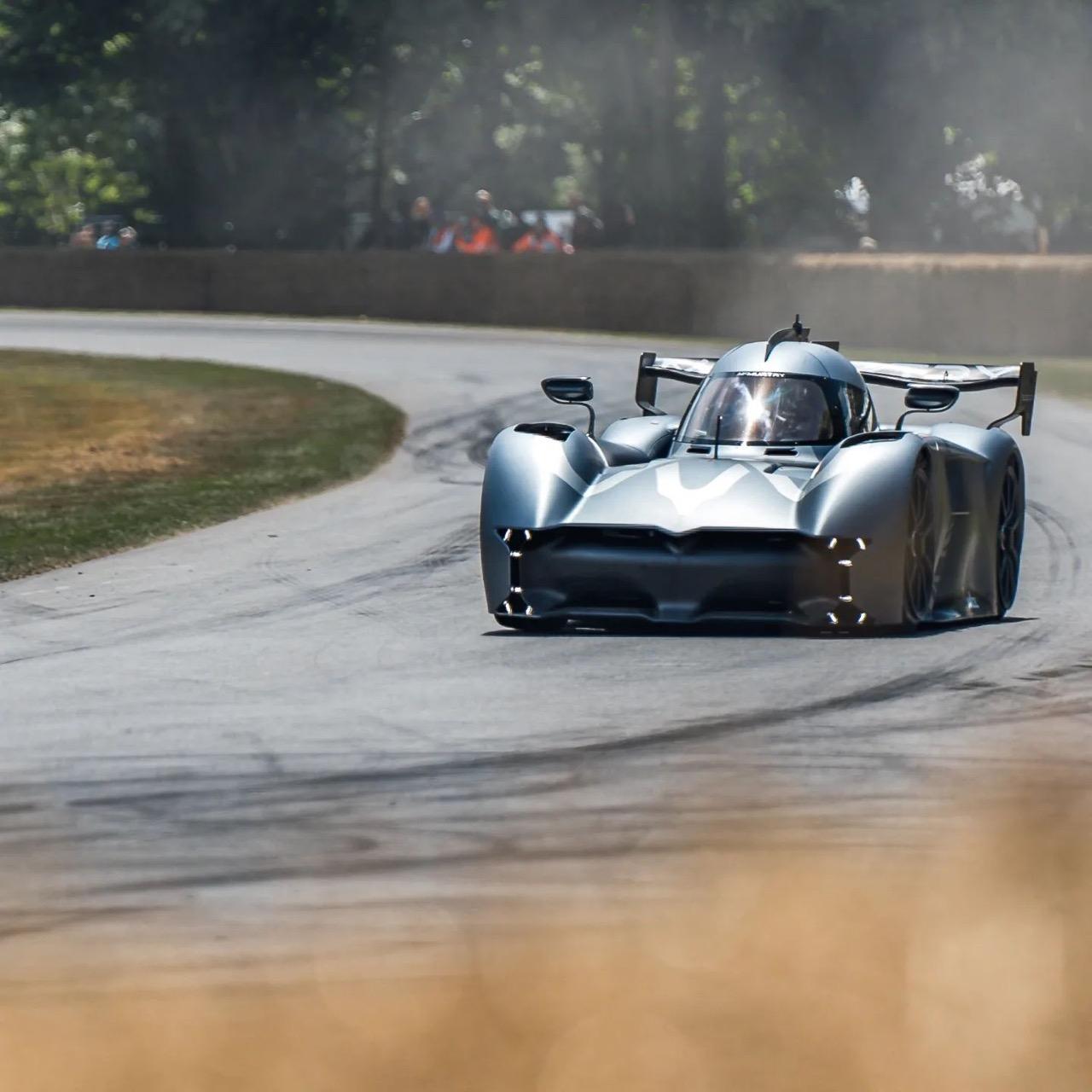 อย่างโหด ชม คลิปรถยนต์ไฟฟ้าวิ่งทำลายสถิติ McMurtry Automotive Spéirling ...