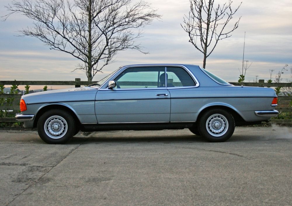 ย้อนอดีต ขุดกระดูกคุณอาตราดาว MERCEDES-BENZ W123 (C123 COUPE)