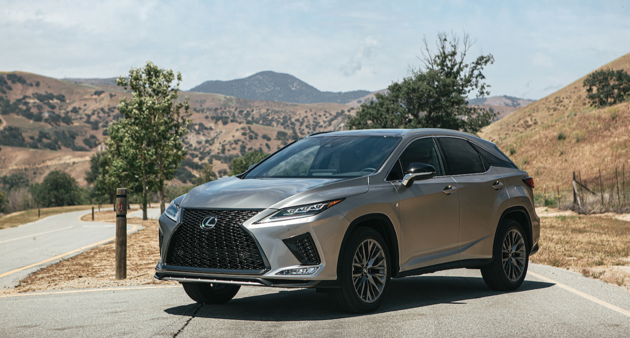 ชายกลางที่แสนดี! LEXUS THAILAND แนะนำครอสโอเวอร์หรู RX รุ่นปรับปรุงใหม่