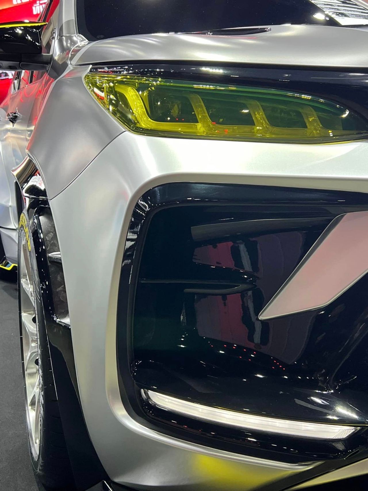 พี่โตโชว์หล่อ ส่อง Fortuner Hyper-F Concept ใน Bangkok Auto Salon 2024