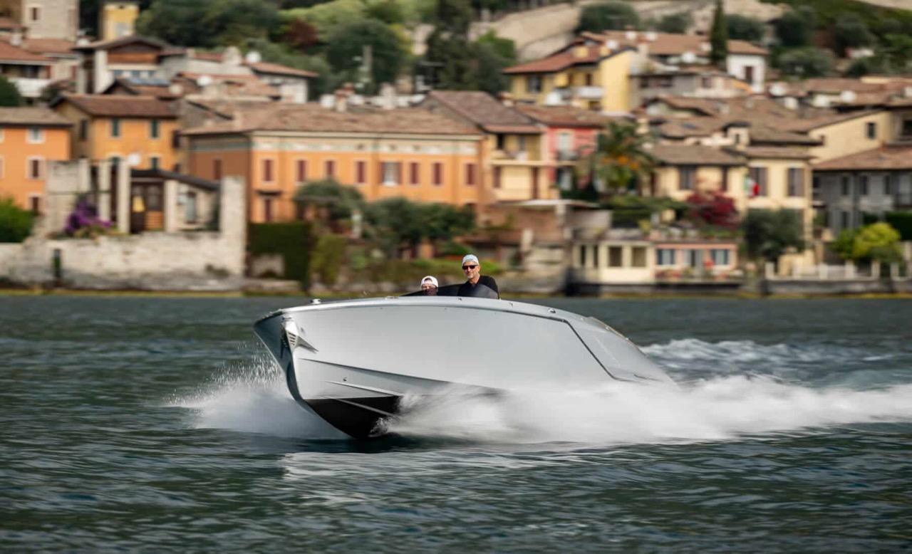 Frauscher x Porsche eFantom สปีดโบ๊ตไฟฟ้าลำแรกของ Porsche