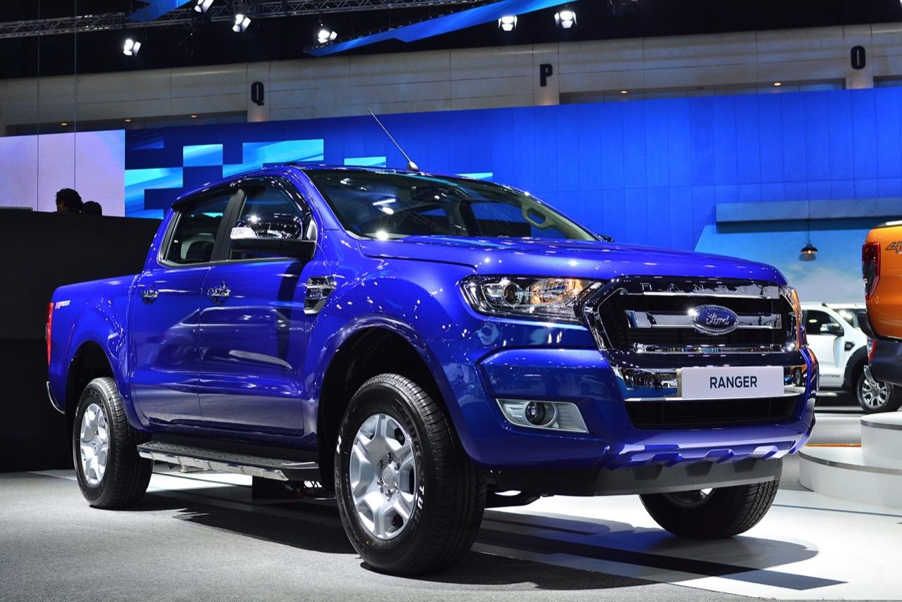 ยอดขายรถยนต์เดือนตุลาคม กระบะ TOYOTA แซง ISUZU โค้งสุดท้ายปลายปี