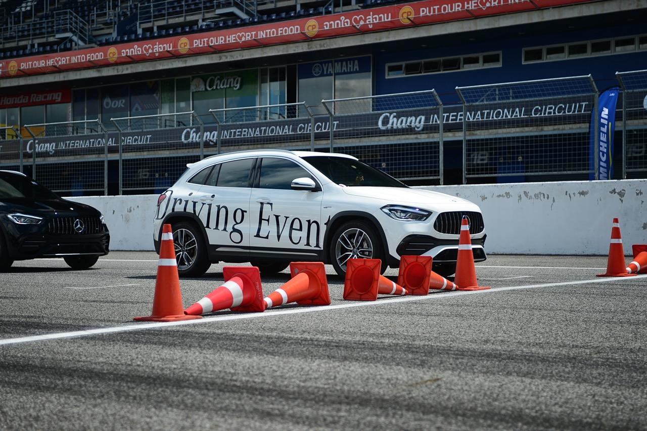 ซิ่งแรงในสนามช้าง Mercedes-Benz Driving Events 2022