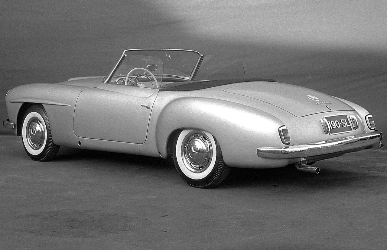 ย้อนอดีต ดวงดาวแห่งความฝัน MERCEDES BENZ 190SL R121