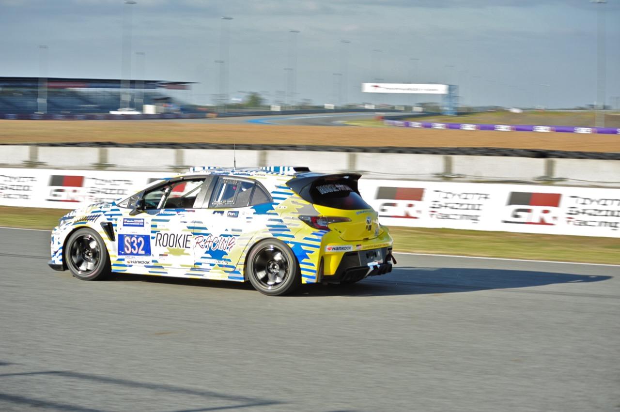 เติมเร็ว แรงจัด! ROOKIE RACING TOYOTA GR COROLLA H2 สาธิตการเติม ...