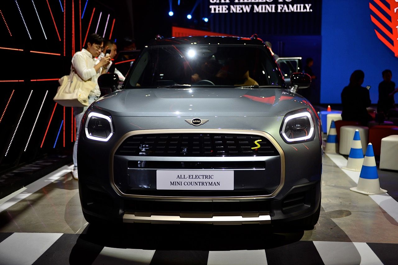 ใหญ่สะใจวิ่งไกล 430 กิโลเมตร MINI NEW COUNTRYMAN SE ALL4