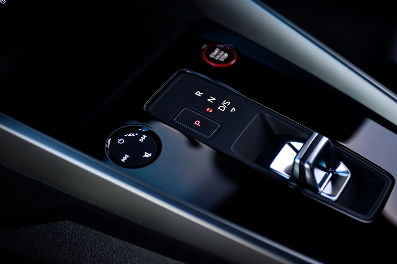 ส่วนลด 660,000! ขับดีราคาโดน AUDI S3 SPORTBACK QUATTRO