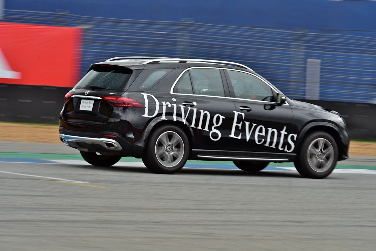 หลักสูตรสายซิ่ง Mercedes-Benz Driving Events 2024