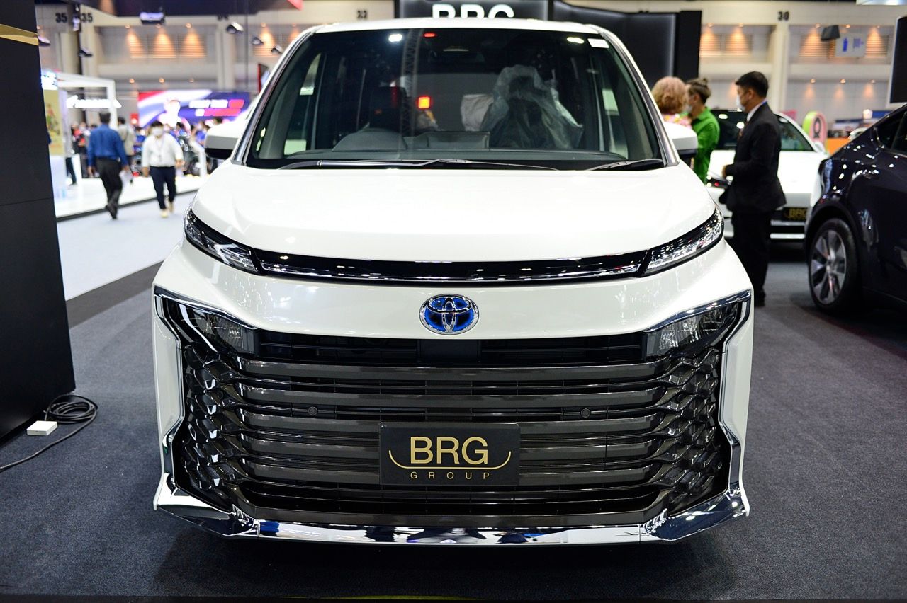 BRG Group โชว์รถนำเข้ารุ่นใหม่พร้อมโปรฯพิเศษ ใน Motor Expo 2024