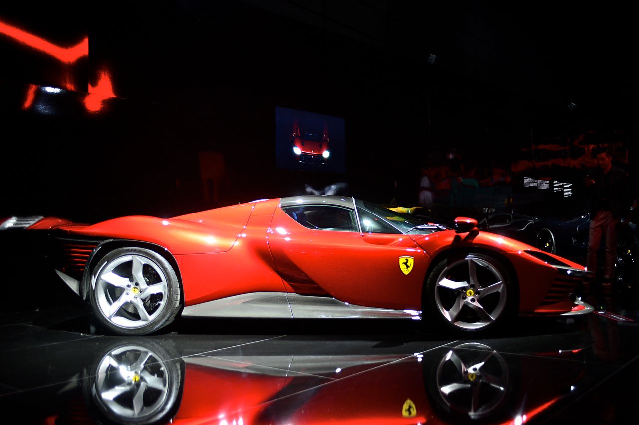 เริ่มแล้ว Universo Ferrari ที่เอมสเฟียร์ ส่องม้าลำในนิทรรศการ Ferrari ...
