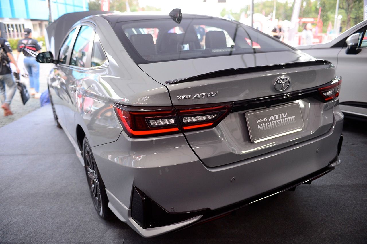 ภาพคันจริง Toyota Yaris ATIV Special Edition NIGHTSHADE