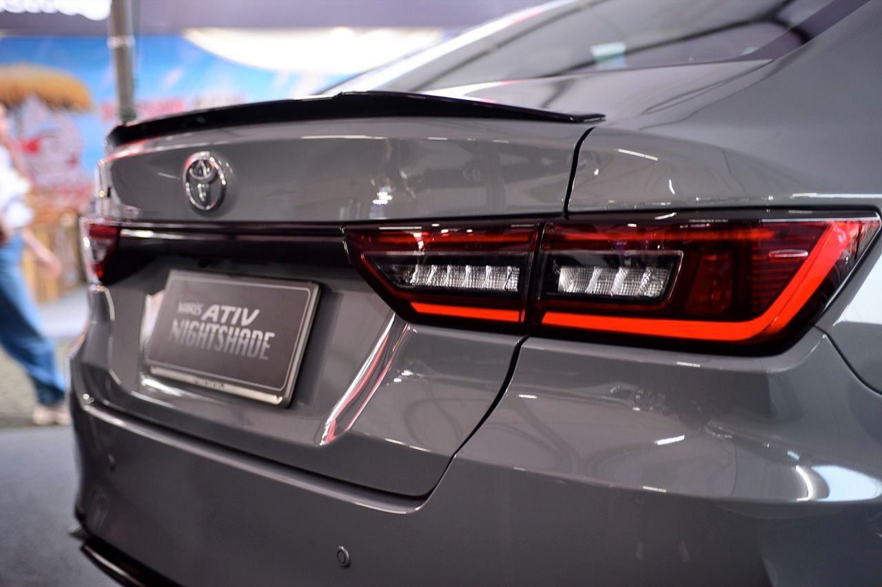 ภาพคันจริง Toyota Yaris ATIV Special Edition NIGHTSHADE