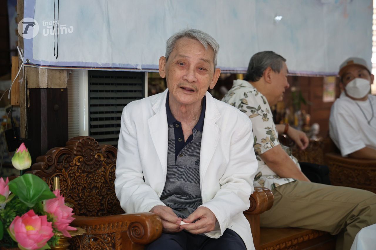 ประมวลภาพทำบุญครบรอบ 17 ปี บิ๊ก D2B คุณพ่ออุดม-บีม-แดน และแฟนคลับยังคิดถึง (คลิป)