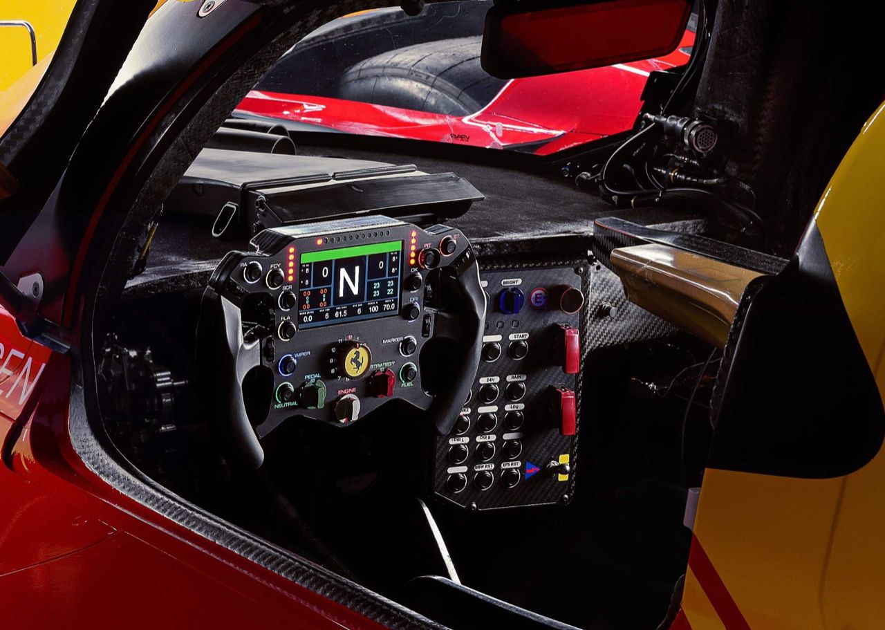 Ferrari เปิดตัวสติ้กเกอร์ลายใหม่ในรถแข่ง Ferrari 499P 2025