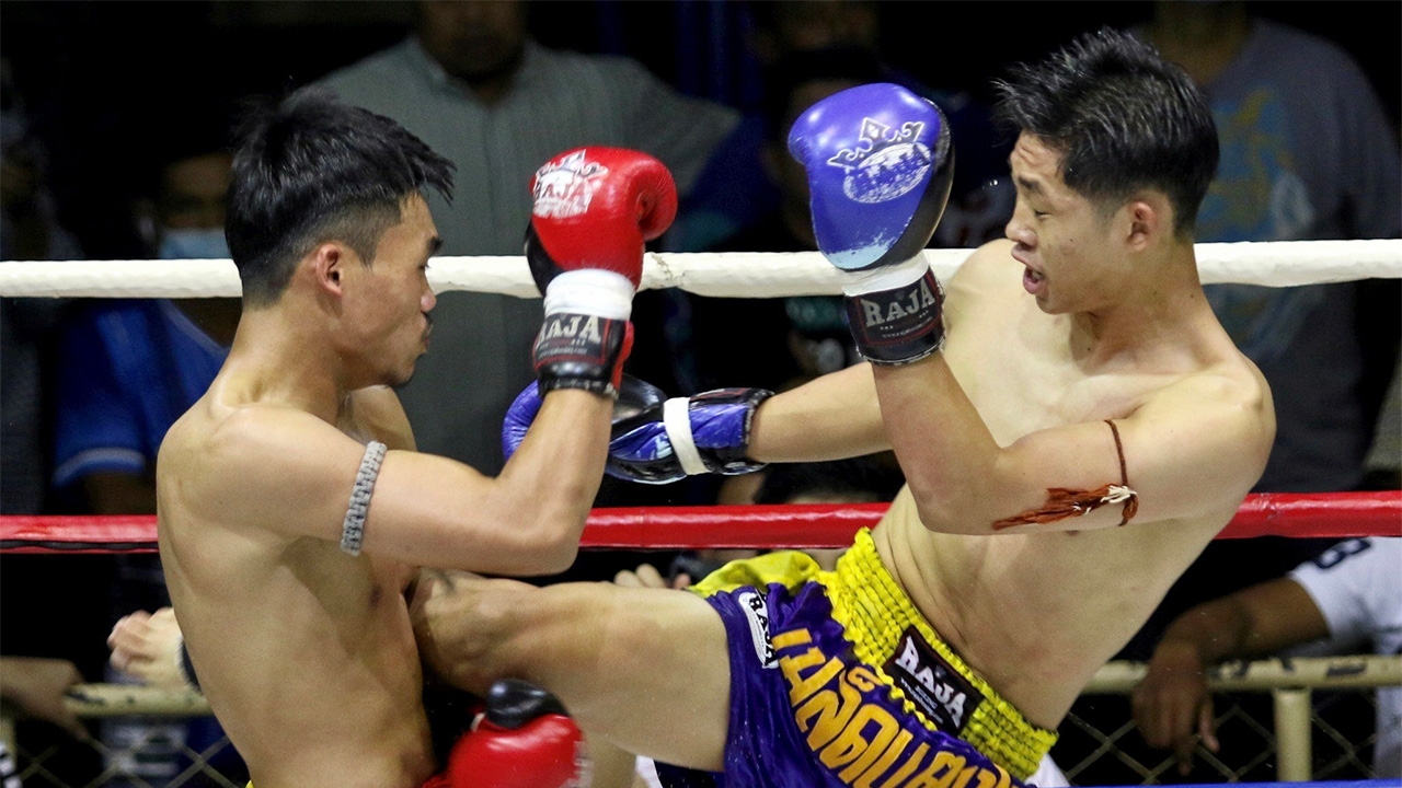 Better boxing today at Rangsit International Boxing Stadium Saen Son ...