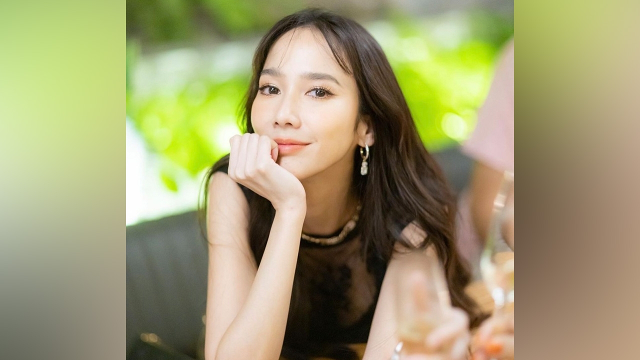 อั้ม พัชราภา สวยทะลุจอ แฟนๆ ตั้งตารอบอกต้องไปดูให้ได้