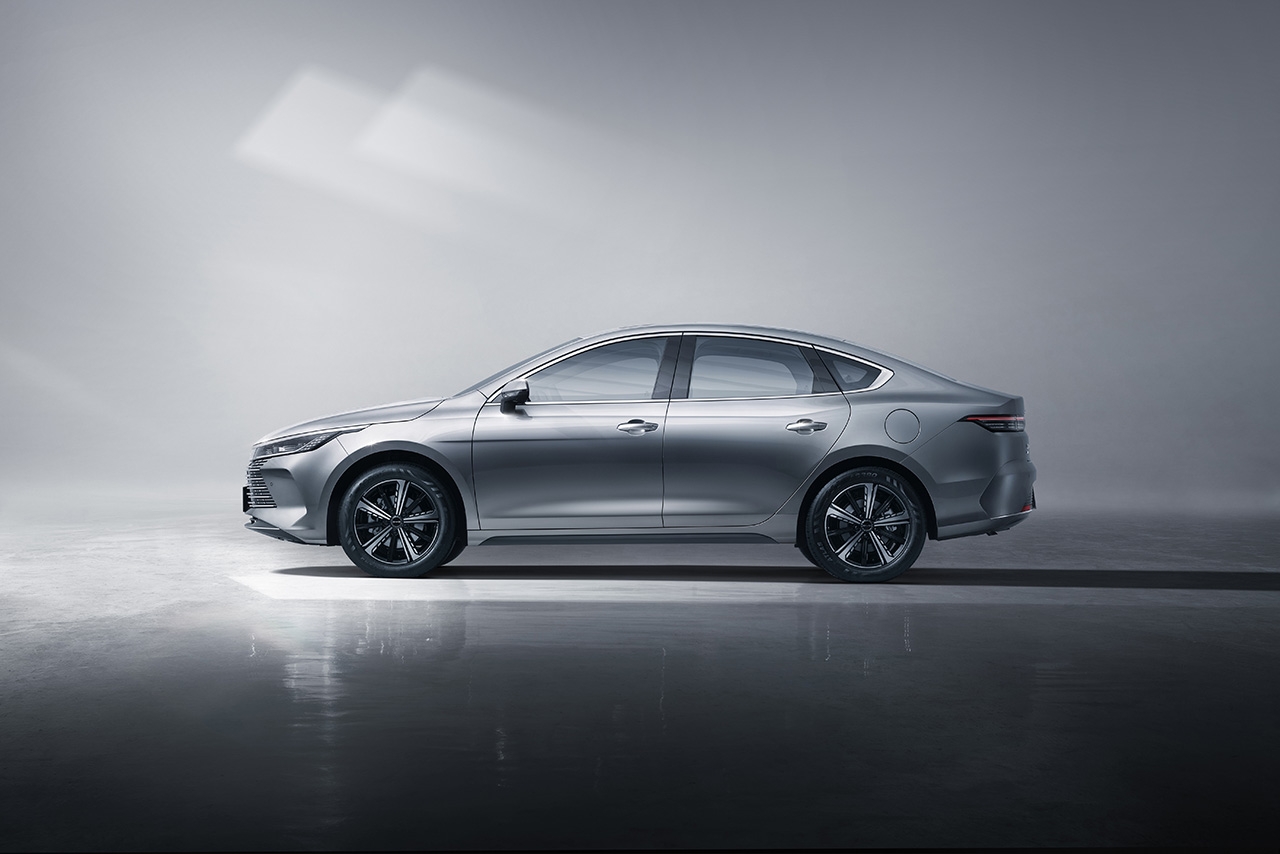 เรเว่ จัดทัพ BYD และ DENZA สนั่นมอเตอร์โชว์ เปิด BYD Lab โชว์ขับ ...